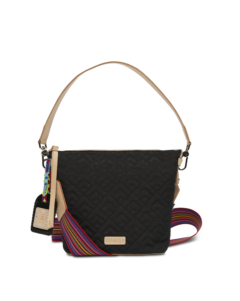 Meg Wedge – Consuela