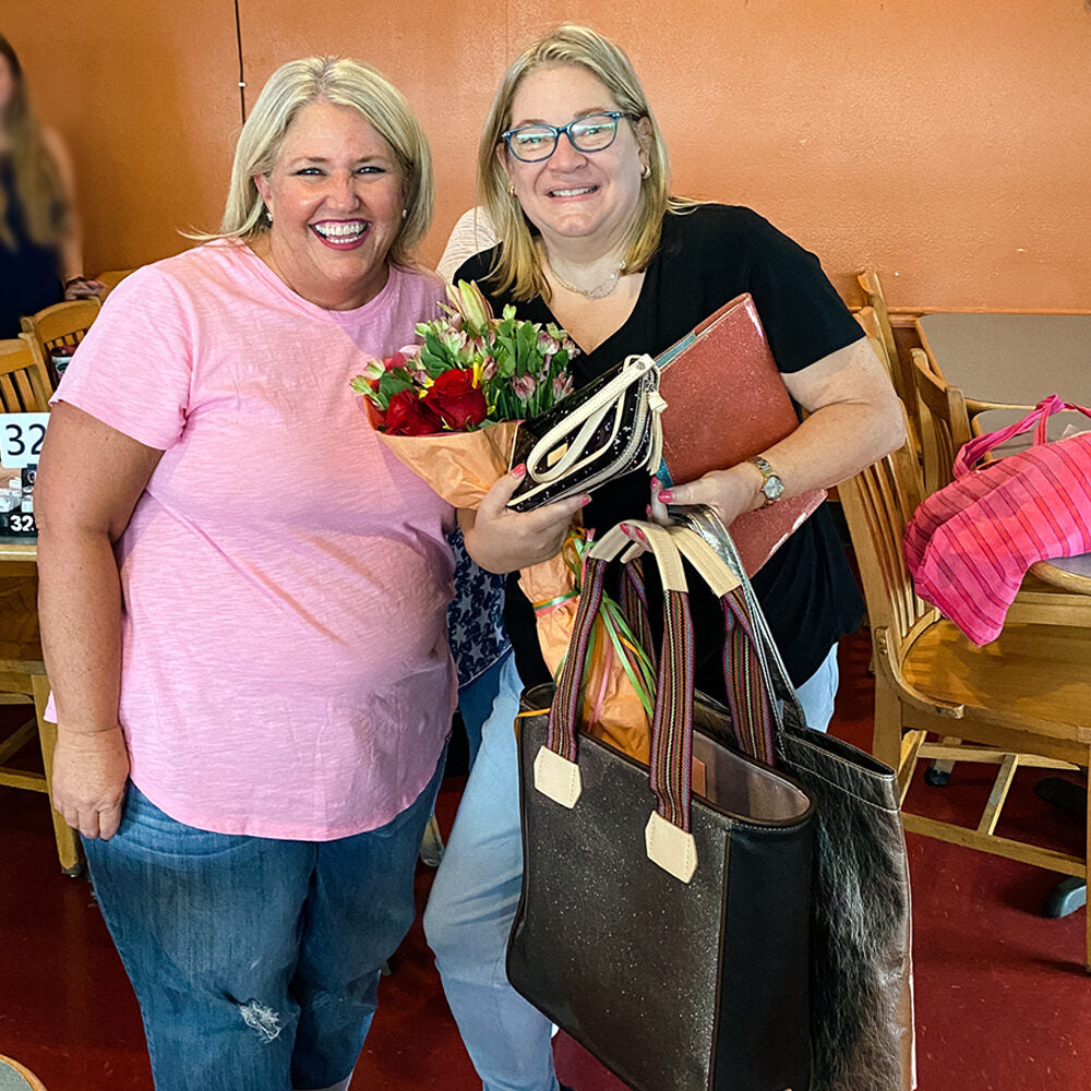 Amanda V – Consuela